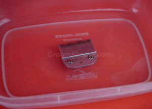 How to Clean Hair Clippers: 6 Quick & Easy Steps